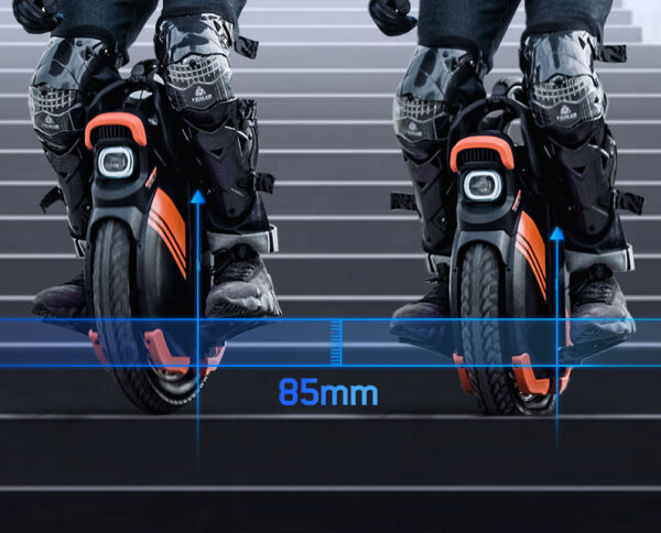 Inmotion V11Y, Rebirth Of World's 1stEwheel With Suspensions